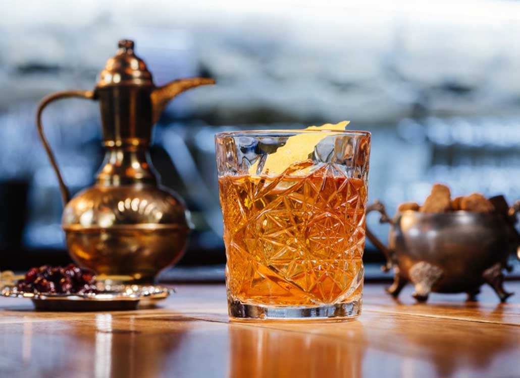 6 Delicious Brandy Cocktails For Christmas Party | Crown Cellars